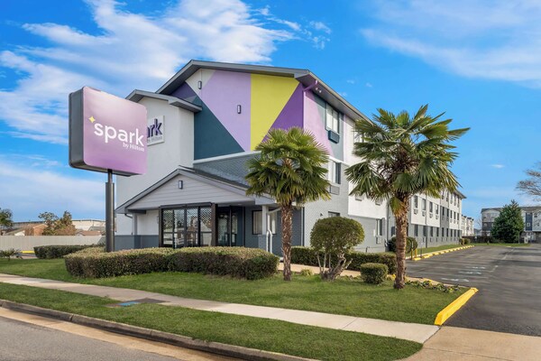 Spark By Hilton Norfolk - Hampton, VA