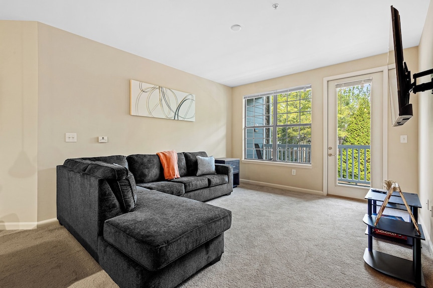 1-bedroom Lawrenceville Retreat Apt Near Mall, Stadium, And Georgia Attractions - 뷰포드