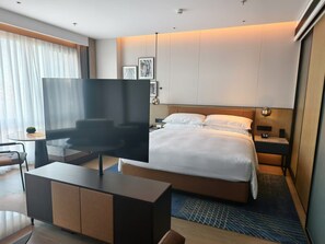 Suite Standard, 1 cama king-size | 1 quarto, cofre no quarto