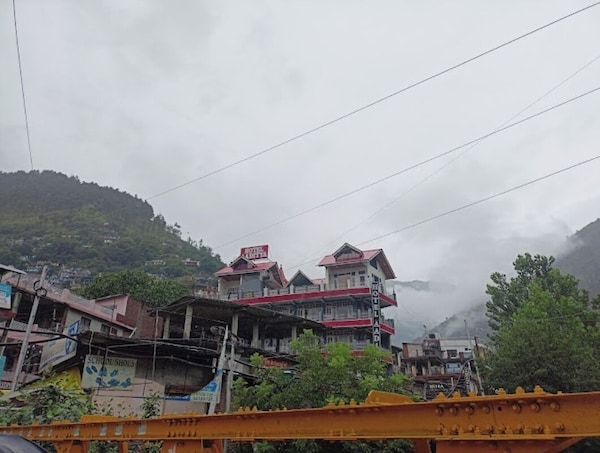 Hotel Aaditya - Kullu