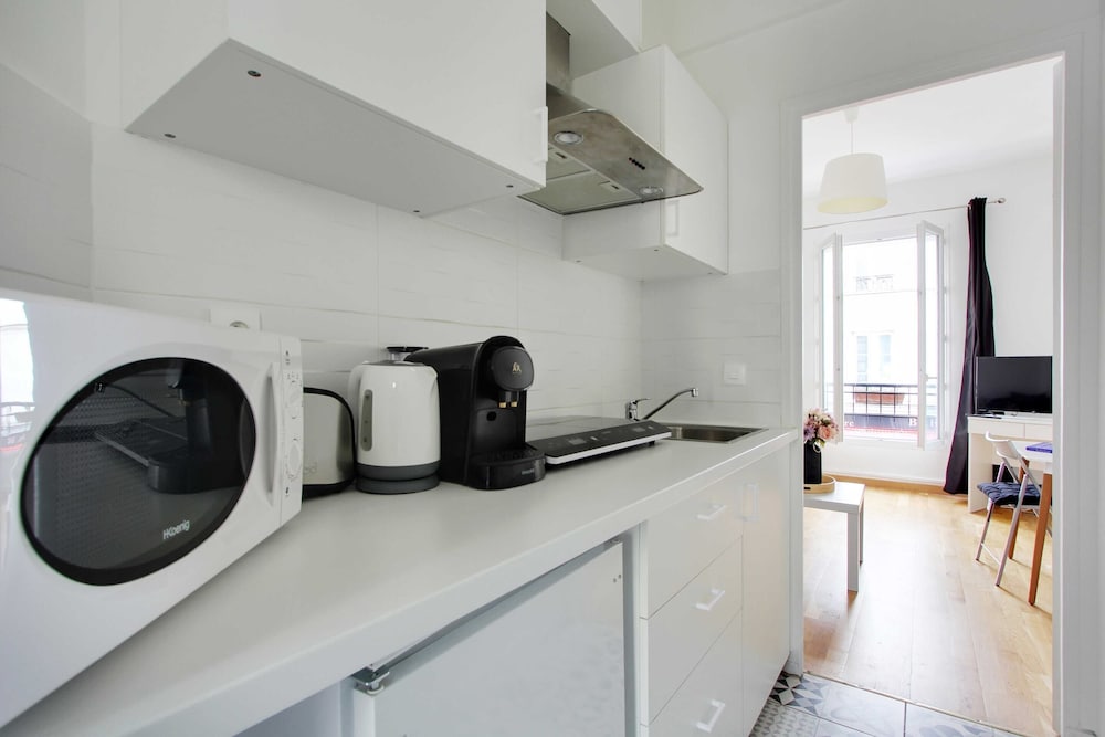 Lovely Studio For 2 People - Levallois-perret - Francja