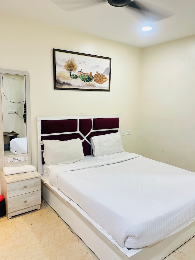 Hotel Vys Inn - Pune