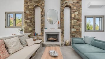 Vila | 6 quartos, escrivaninha