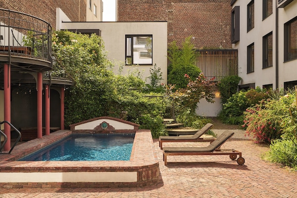 Latroupe Hotel Jardin Secret - Bruksela