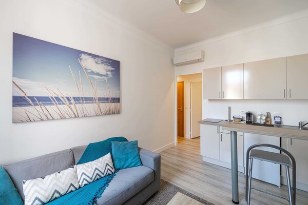 Beautiful Renovated Apartment - Carre D'or - 1br/2p - ibis Cannes Centre