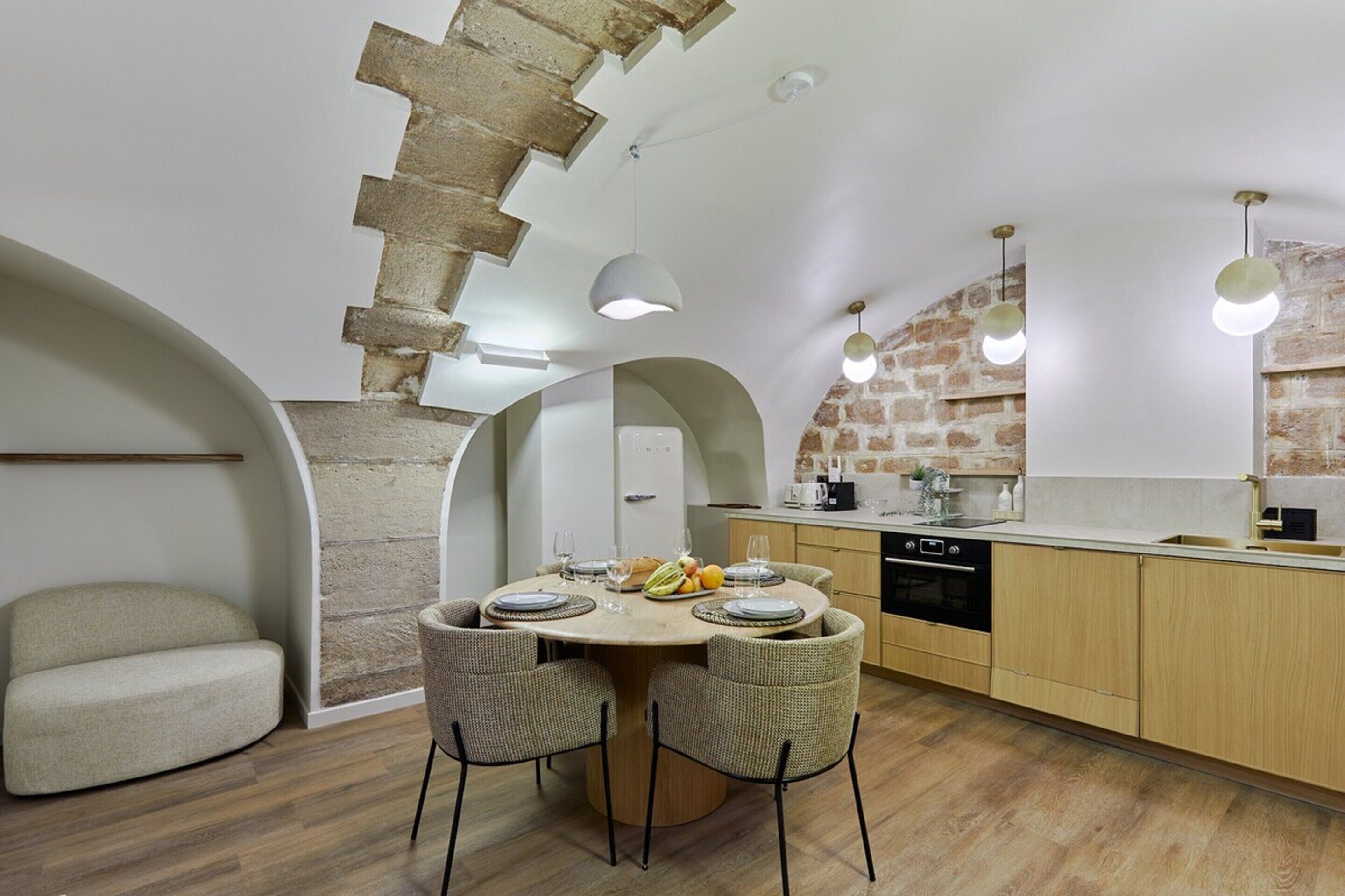 Apartamento | Cozinha privada | Um frigorífico, um micro-ondas, um forno, uma placa de cozinha 
