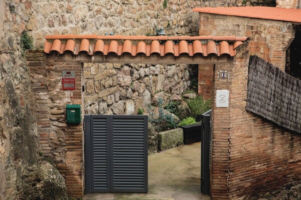 Casa Camí De Les Aigües - Catalonia