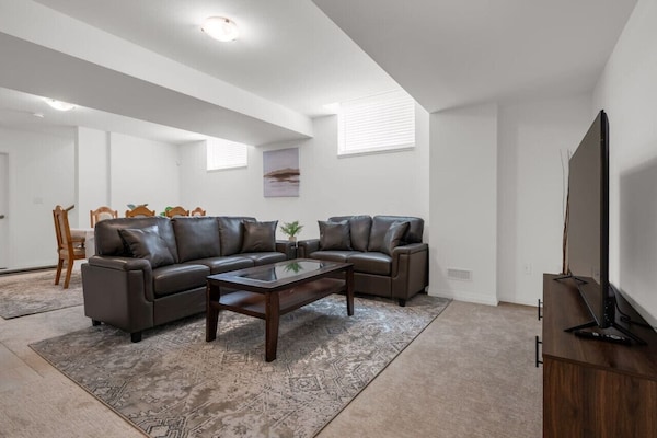 Private & Cozy 2br Retreat Near Niagara Falls - St. Catharines