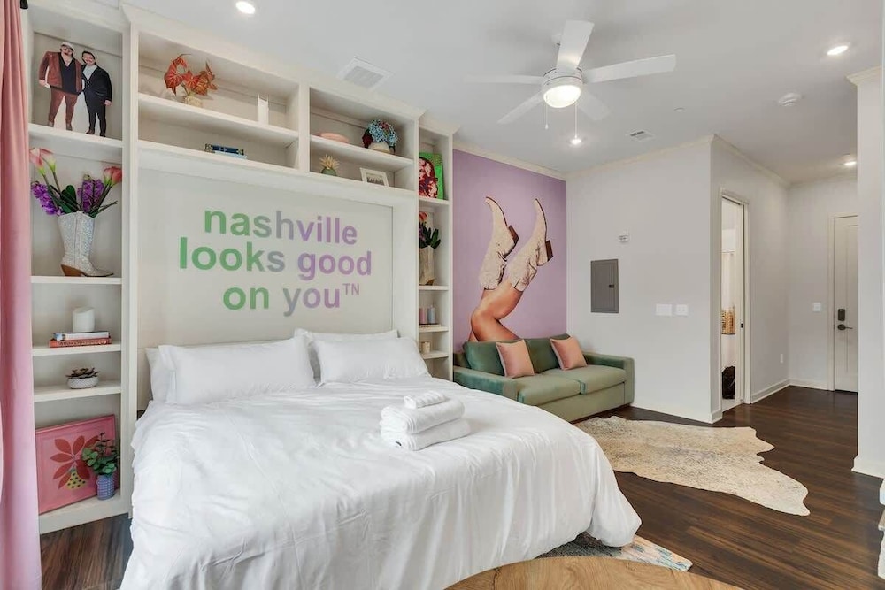 Lux Music Row Studio w/ Pool 1 mile to Broadway! - Nashville | Vrbo