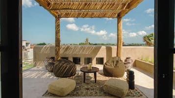 Villa de Luxo, pátio, vista para a piscina | Varanda