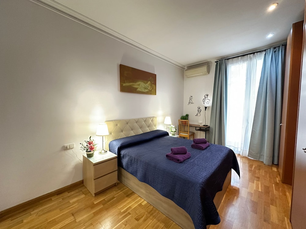 Rooms Calabria - Barcelona