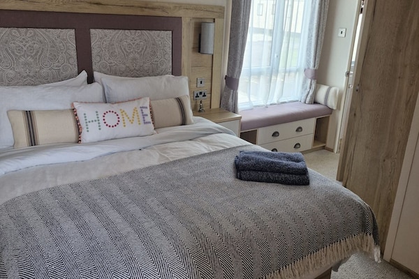 Seaview,sleeps 4to6,pet Friendly, Parking - Lulworth Cove