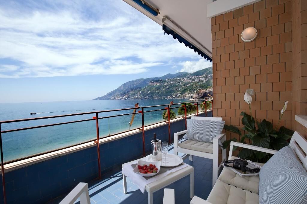 Apartamento Familiar, 3 quartos, varanda, vista para o mar | Terraço/pátio interior