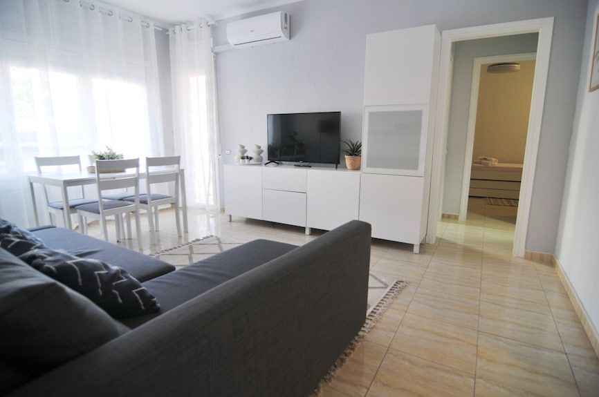 Homeholidaysrentals Blue - Costa Barcelona - Pineda de Mar