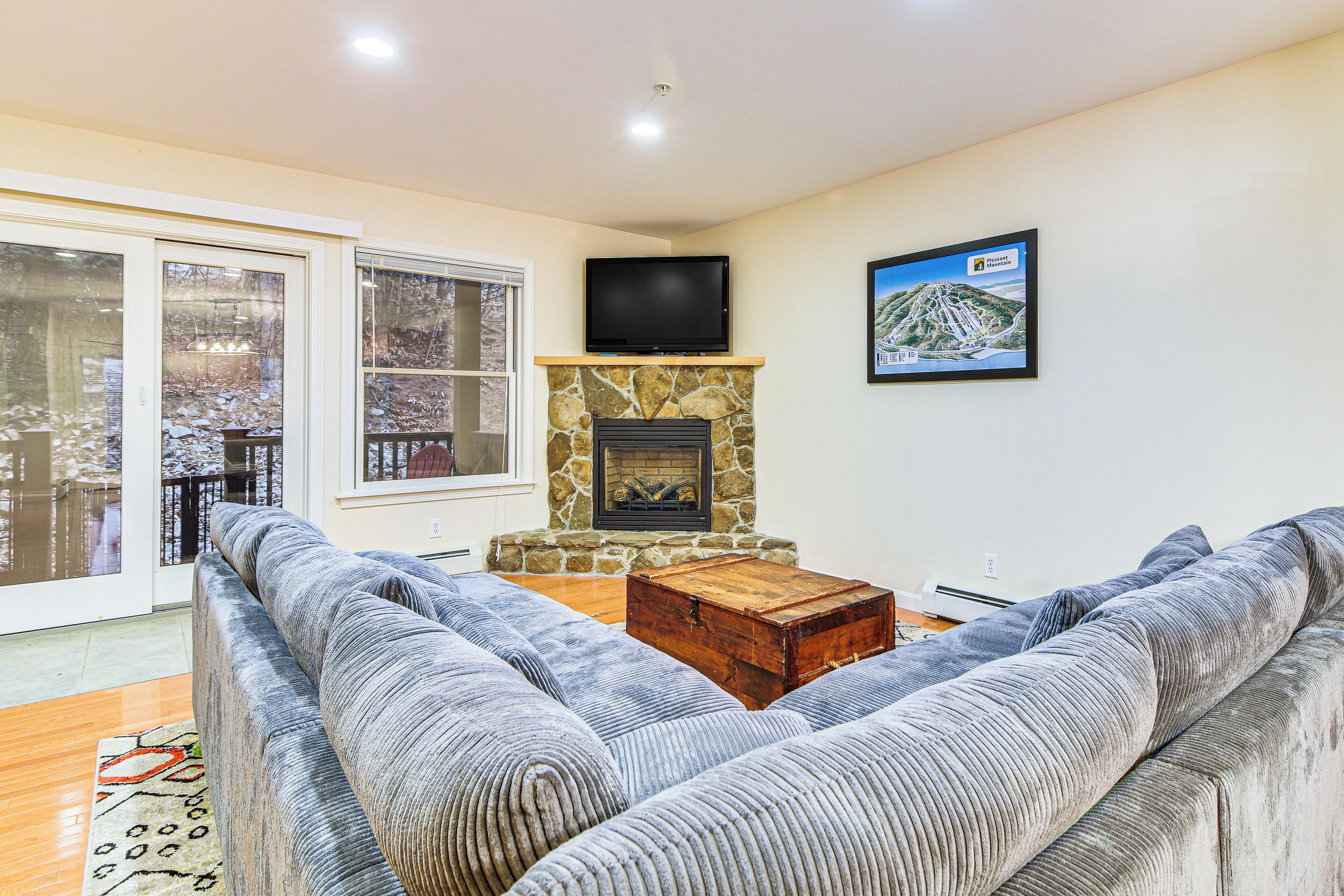 Ski-in/ski-out Condo At Pleasant Mountain! - Bridgton, ME