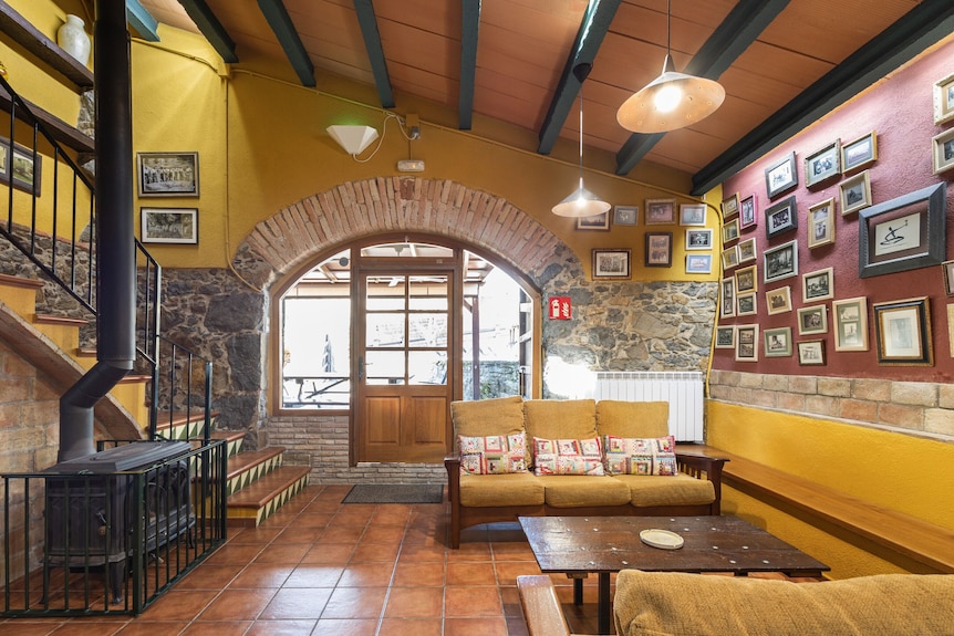 Country House 'Cal Nan' With Mountain View, Shared Pool And Wi-fi - Torelló