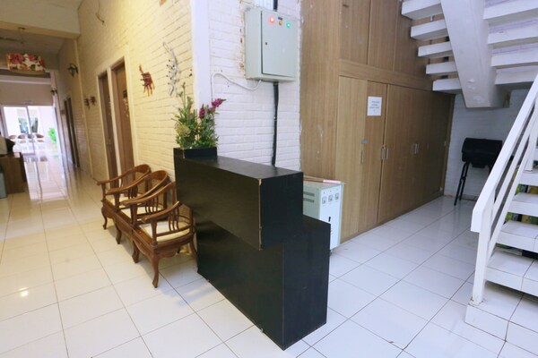 Nusantara Bunga-bunga By Reccoma - Cisarua