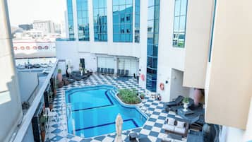 Piscina exterior