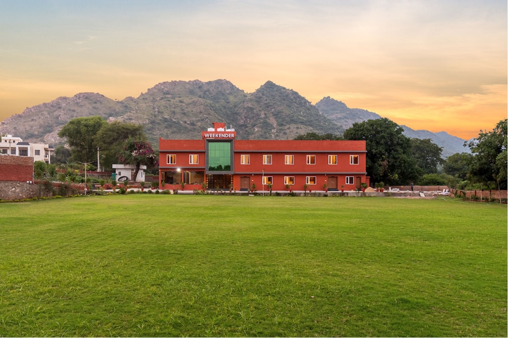 Weekender Resort - Gujarat