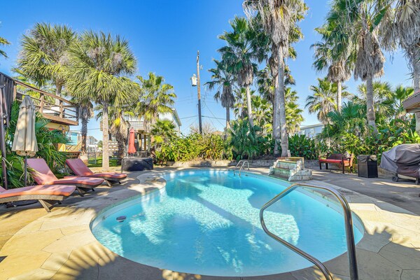 < 1 Mi To Beach! Galveston Gem W/ Outdoor Oasis - Galveston