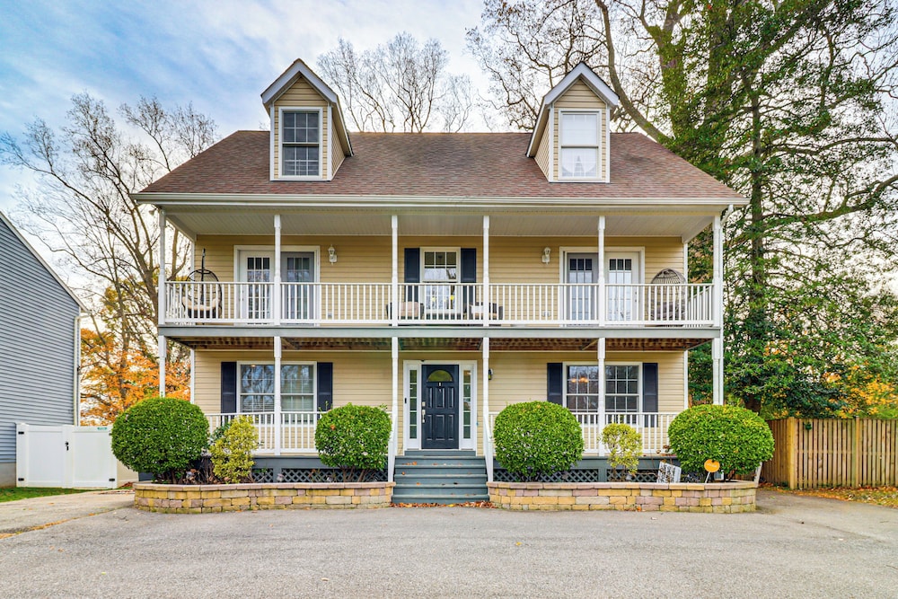 Walk To Lake & Boat Ramp: Central Gem In Annapolis - Maryland (State)