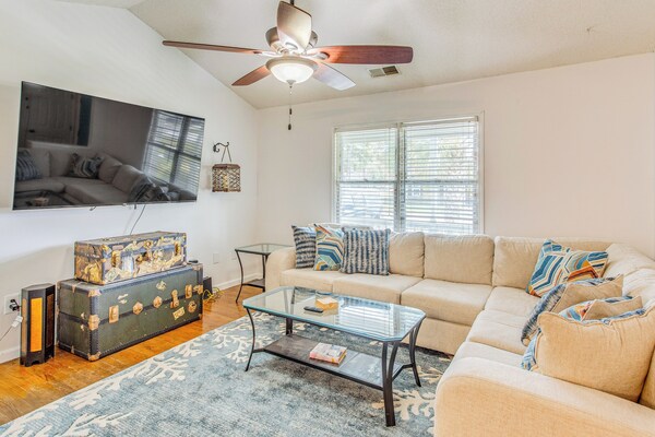3 Mi To Ocean: Home W/ Deck In Little River! - North Myrtle Beach, SC