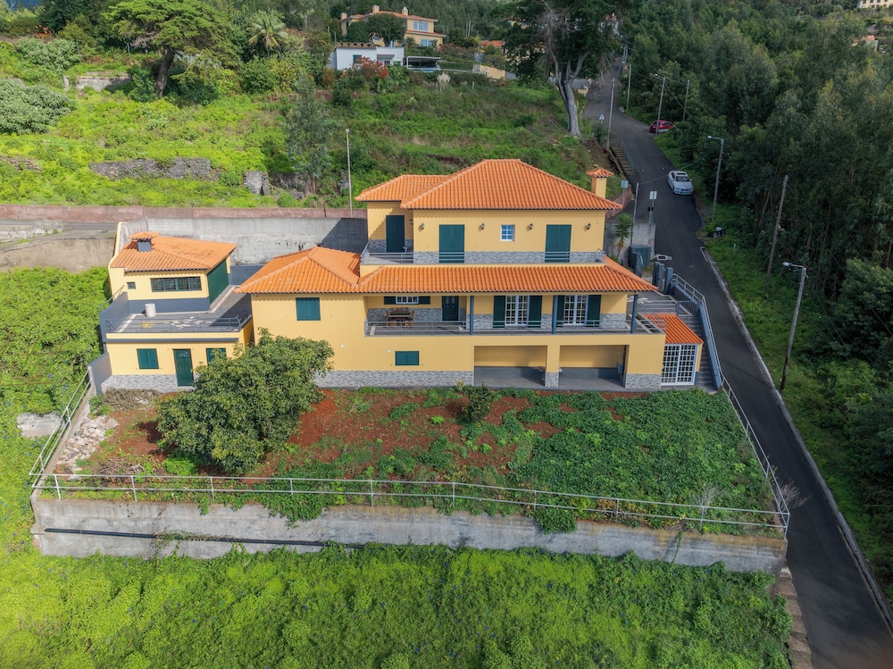 Villa Nóbrega By Holiday Rental Madeira - Monte