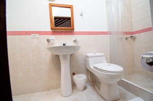 Quarto Duplo | Ferro/tábua de engomar, Wi-fi grátis