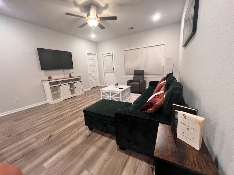 The Gathering Lovely Spacious 5-bedroom House - The Woodlands, TX