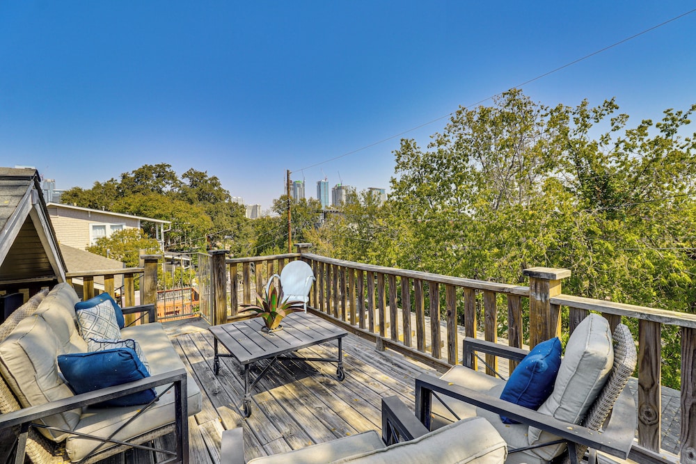 Walk To Soco: Home W/ Decks & City Views In Austin - Austin, TX