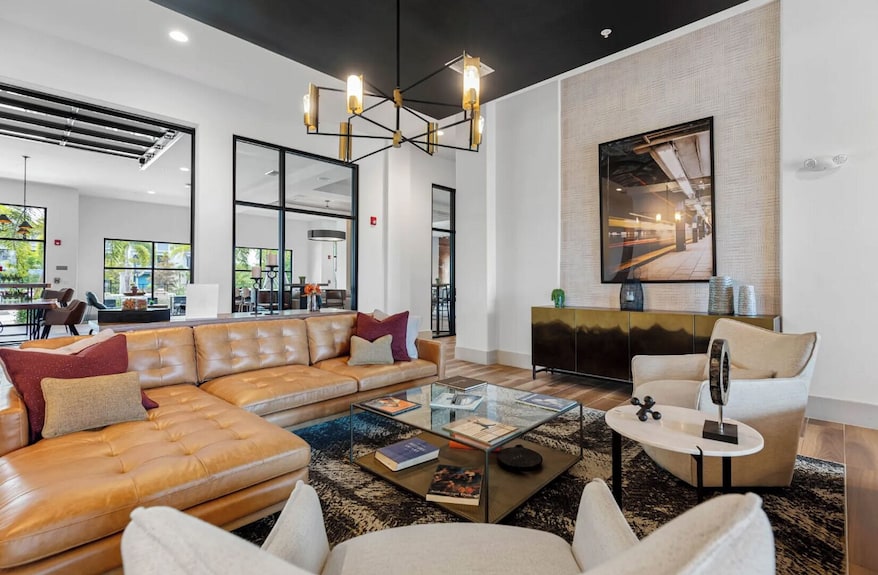 Landing | Chic 1bd, Gym, Pool - サンフォード, FL