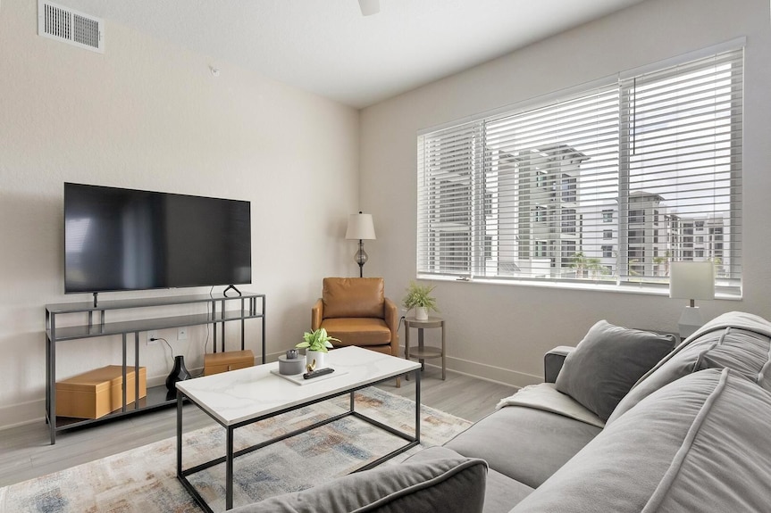 Landing | Stylish 2bd, Clubhouse, Pool - Ellenton, FL