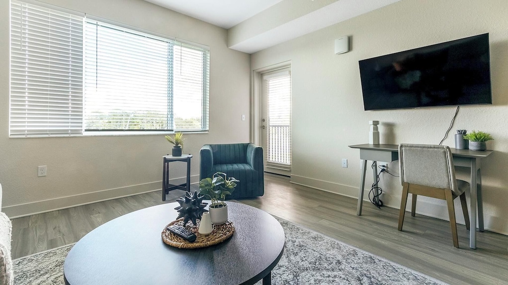 Landing | Spectacular 2bd, Gym, Yoga Studio - Ellenton, FL