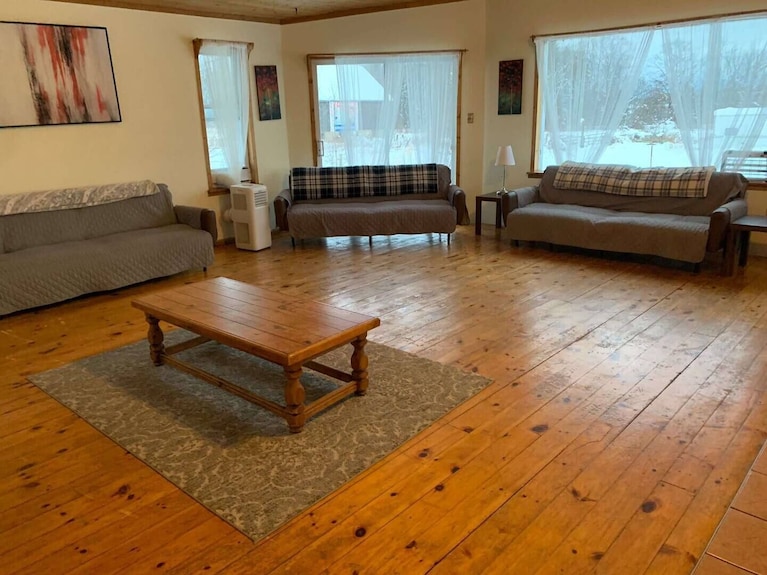 Up To 40% Sale Near-skiing-mount Gorgeous Cottage - Midland