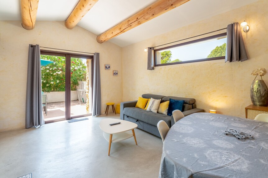 Maison 'Saumane, Petite Bergerie' Avec Piscine Privée, Wi-fi Et Climatisation - Cavaillon