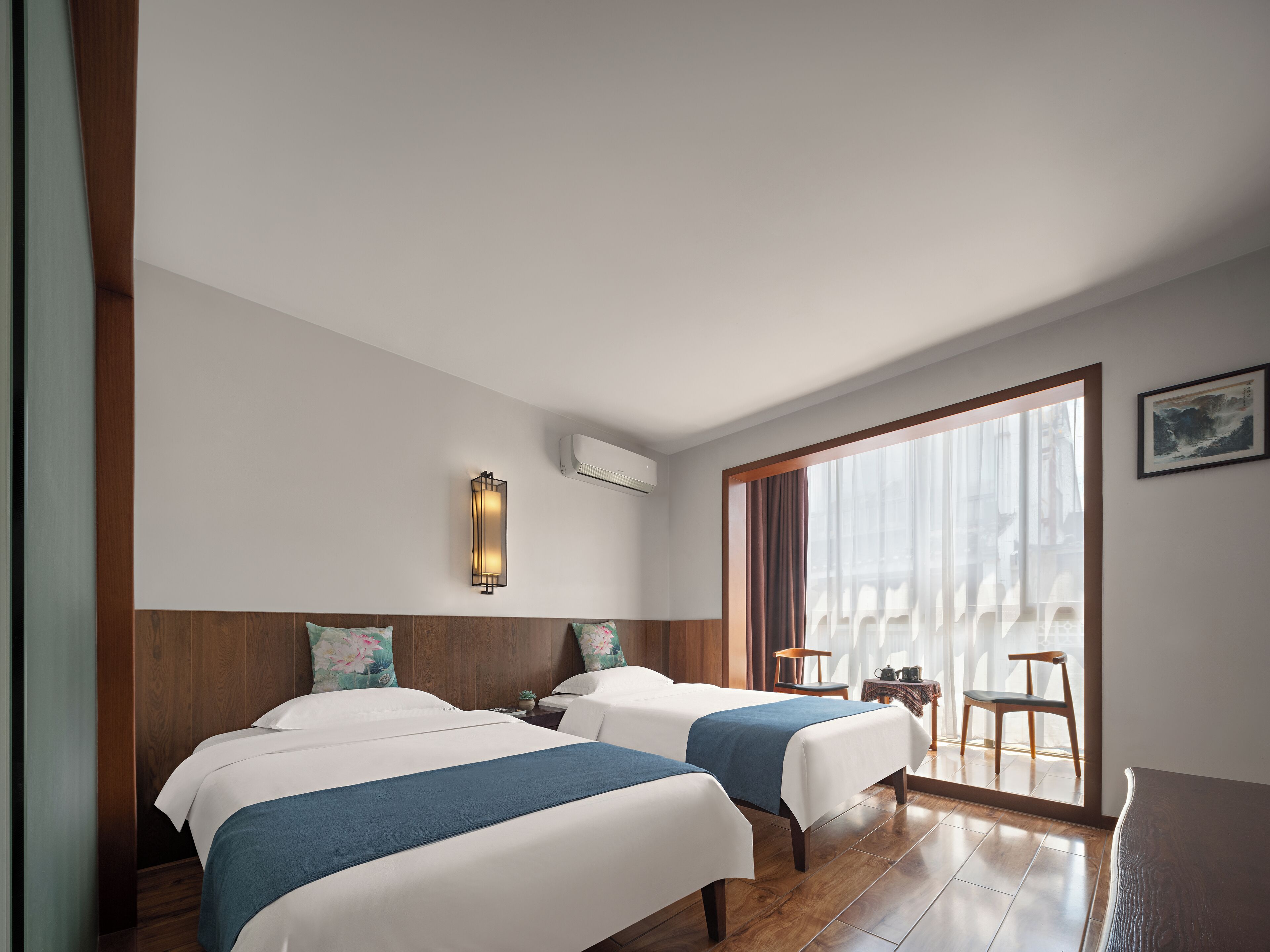 Quarto Twin Comfort, vista para a colina | Wi-fi grátis 