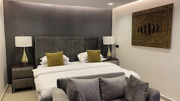 Quarto Económico, varanda, Vista para a cidade | Secretária, secretária adequada para computadores portáteis