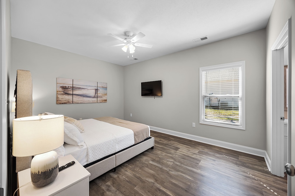 4-bedroom Chalet Overlooking Pickwick Landing Golf Course - Counce | Vrbo