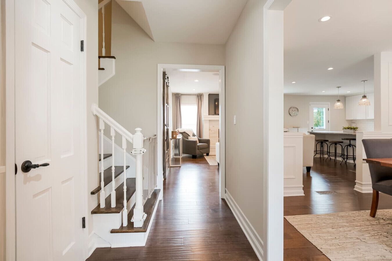 Kid-friendly 4 Bedroom Home W/ Heated Private Pool - Overland Park, KS