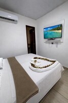 Quarto Twin Standard | Secretária adequada para computadores portáteis, Wi-fi grátis 