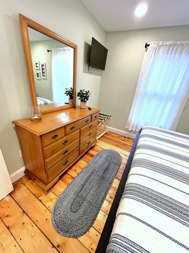 Plush 5BR OOB Haven w/ Fire Pit - Old Orchard Beach | Vrbo
