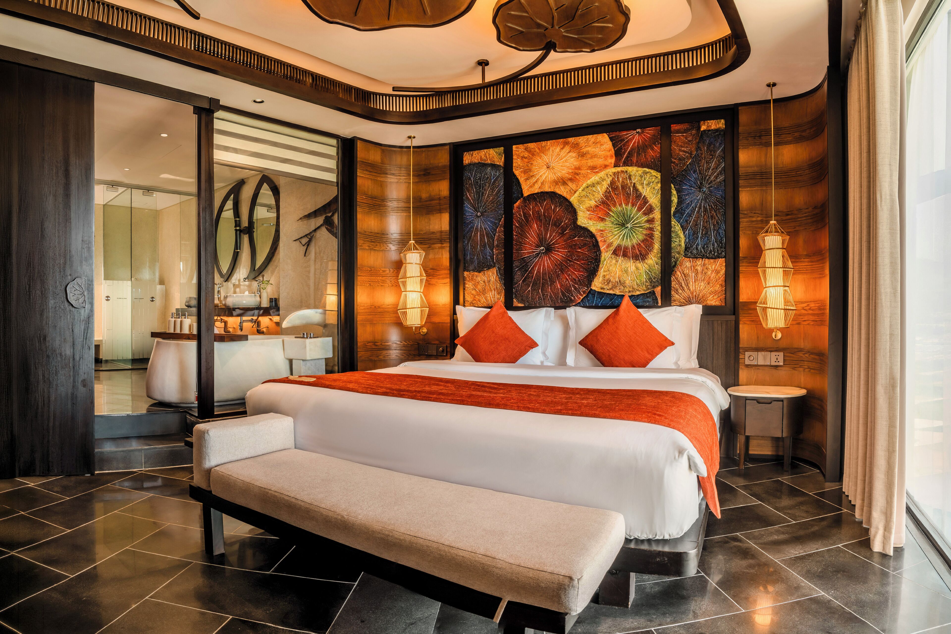 Suite Sea View with Children Themed Room | Minibar com produtos grátis, cofre no quarto, secretária 