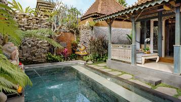 Villa, vista para a piscina | Vista para o jardim