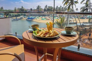 Quarto Duplo Deluxe, varanda | Vista da varanda