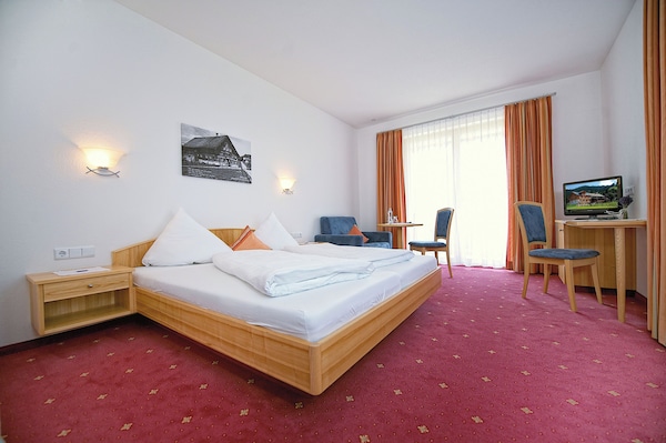 Hotel & Restaurant Der Hirschen - Kleinwalsertal