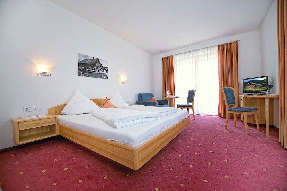 Hotel & Restaurant Der Hirschen - Kleinwalsertal