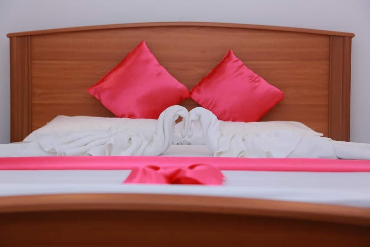 3 quartos, ferros/tábuas de passar roupa, Wi-Fi de cortesia