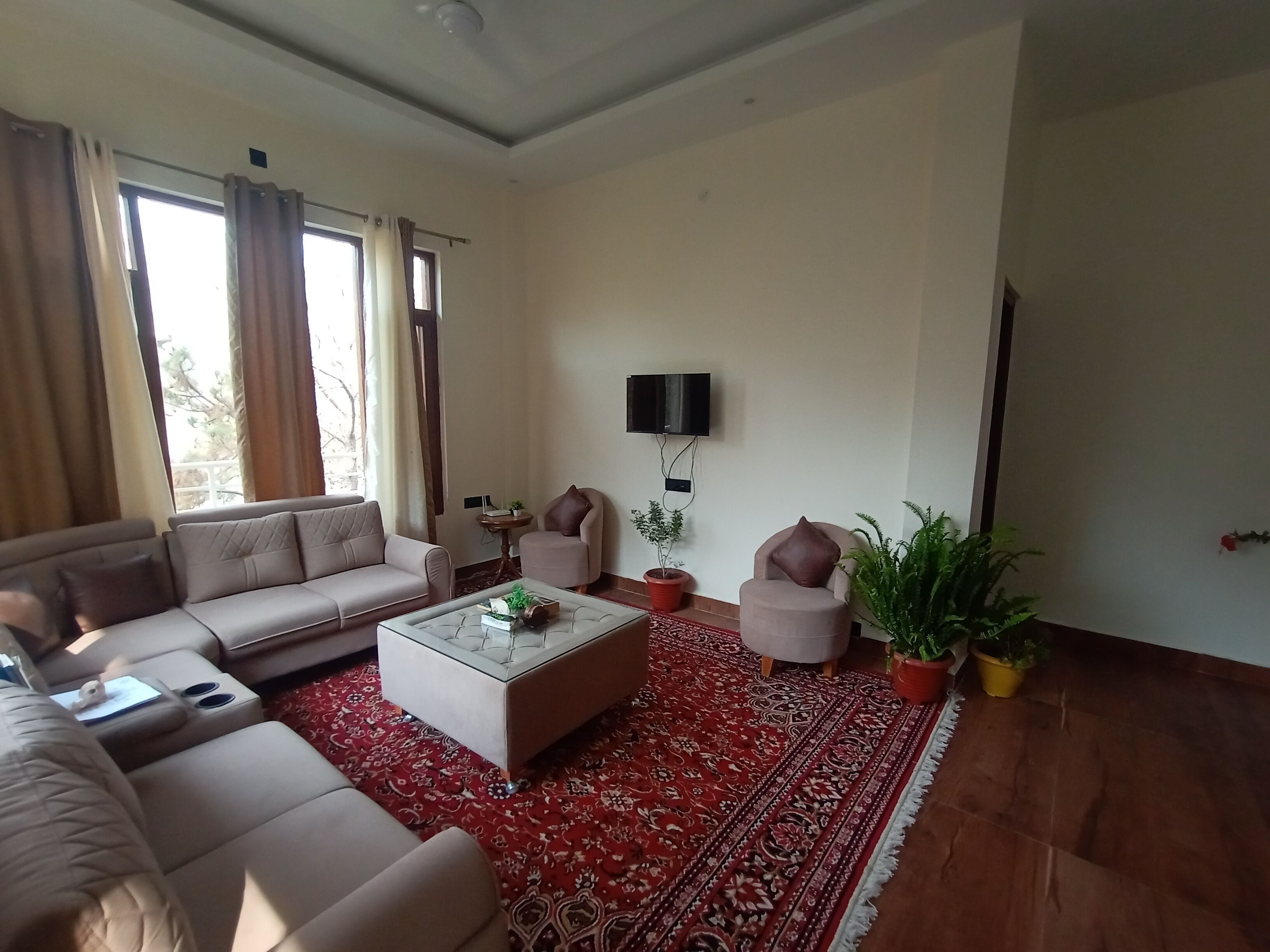 Four Seasons Kasauli 3-bedroom Apartment In Charming Kasauli - 卡紹利