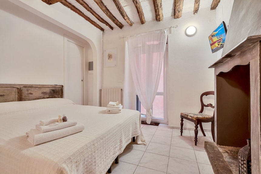 Penthouse And Clouds, Sea Lands - Ameglia