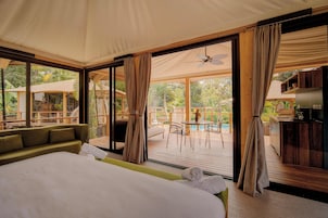 Suite-Estúdio de Luxo, 1 cama king-size, não fumadores, terraço | Vista da varanda